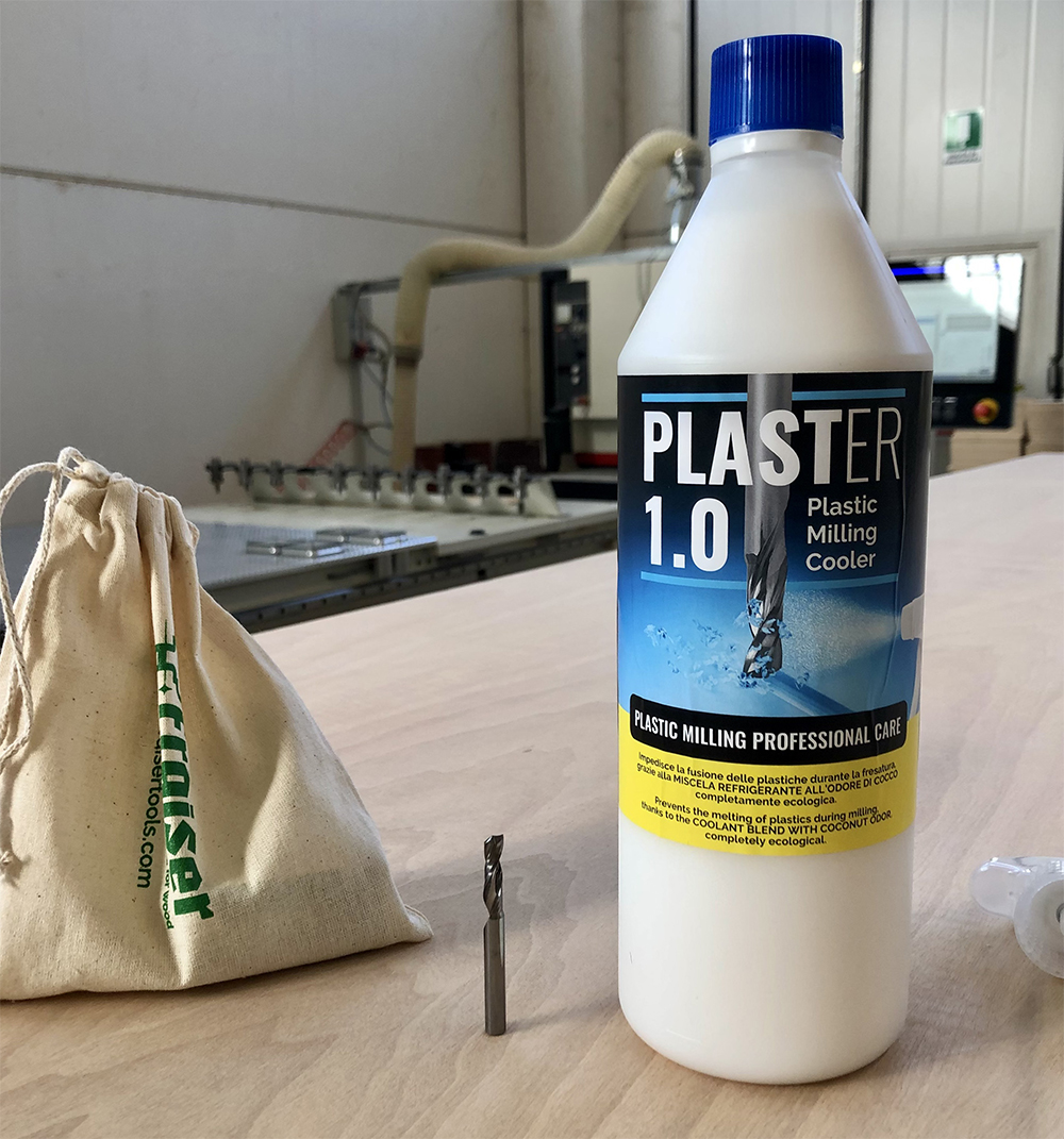 How to cut plastics with router bits